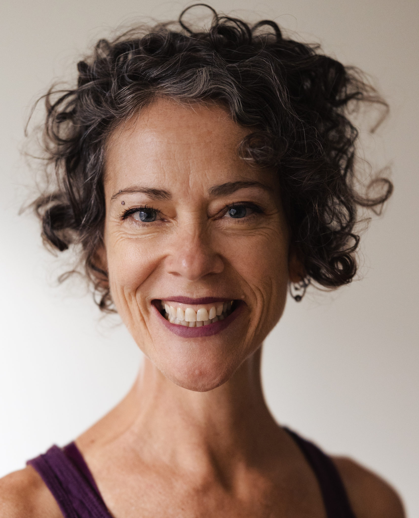 About Mary – Inhabit Your Body with Mary Sinclair